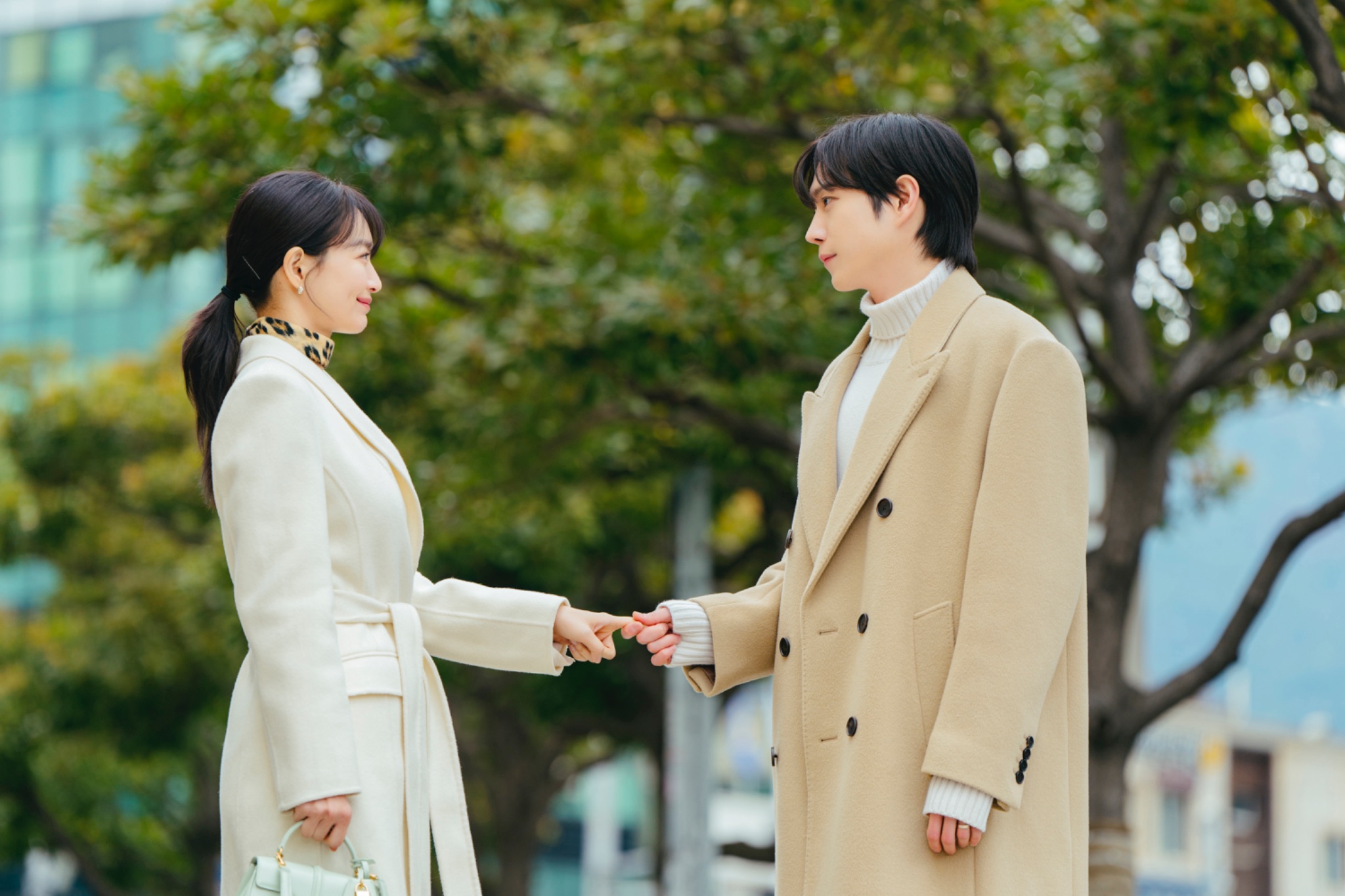 5 Relationships in No Gain No Love That Make Us Believe in L
