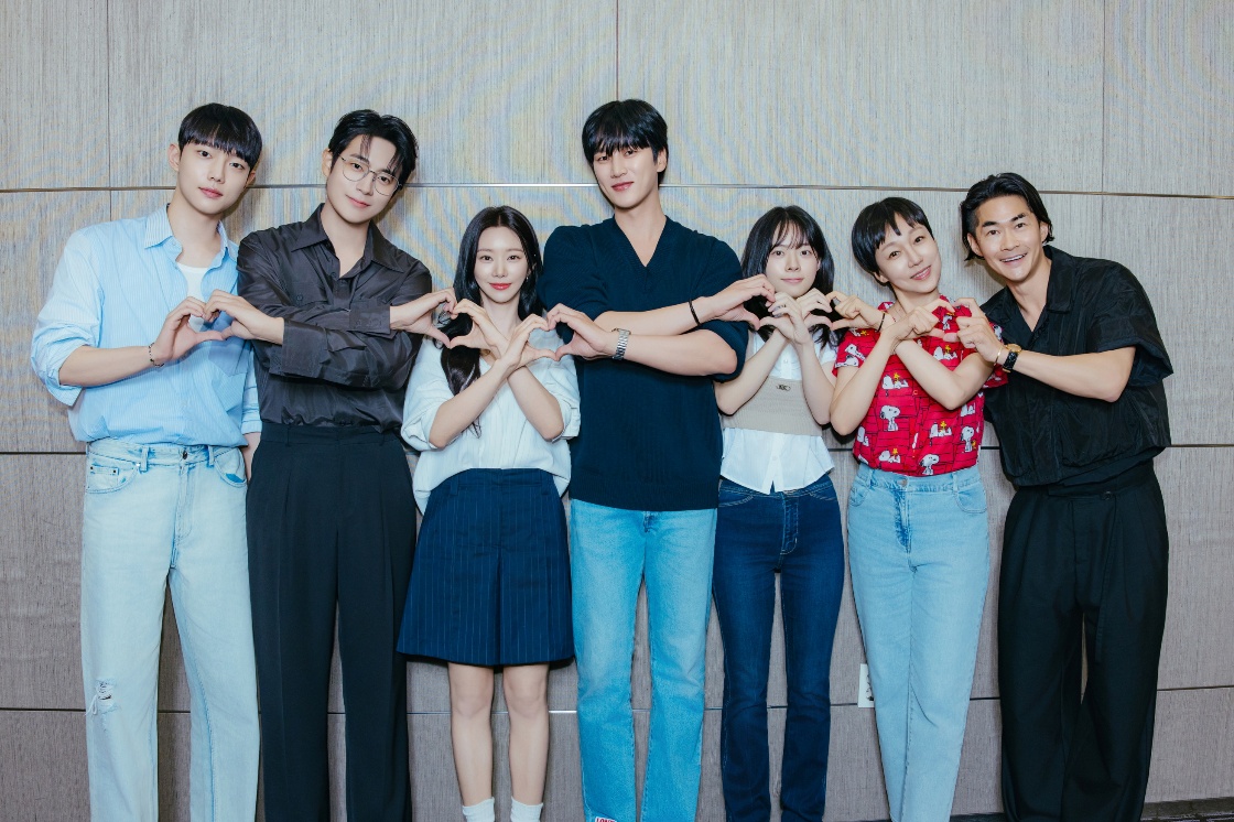 Get Ready to Swoon with Ahn Bo-hyun and Lee Joo-been’s Sprin